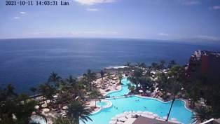 Live Webcams of Beaches and Resorts